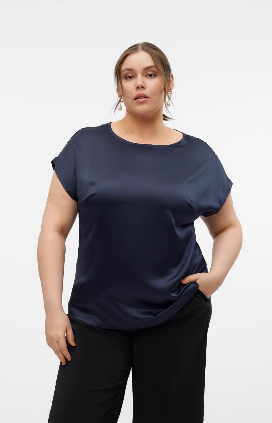 Vero Moda Curve Merle T-Shirt Navy | Plus Size Tops | Wardrobeplus.ie