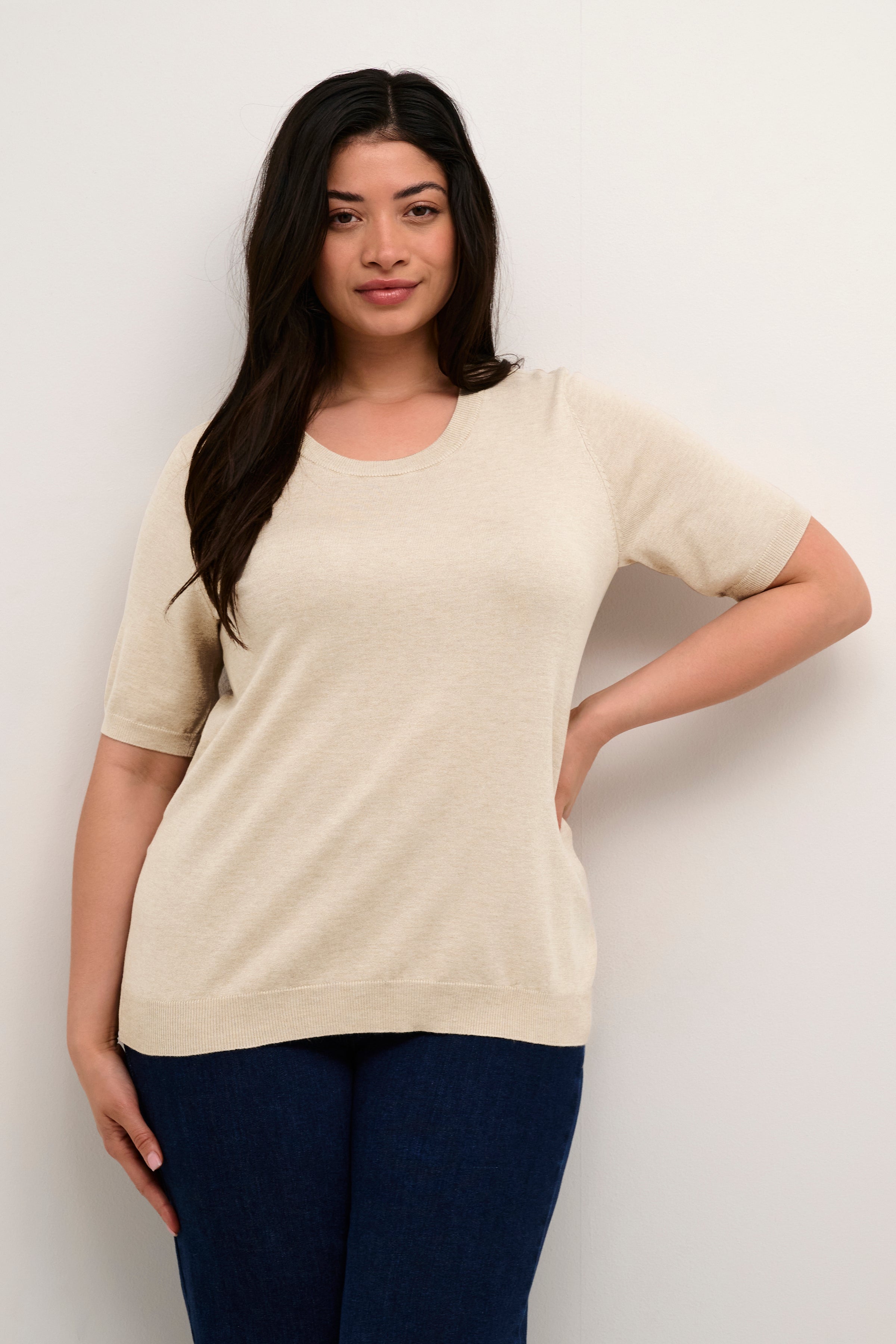 Kaffe Curve Lizzy Top Beige | Plus Size Tops | Wardrobeplus.ie