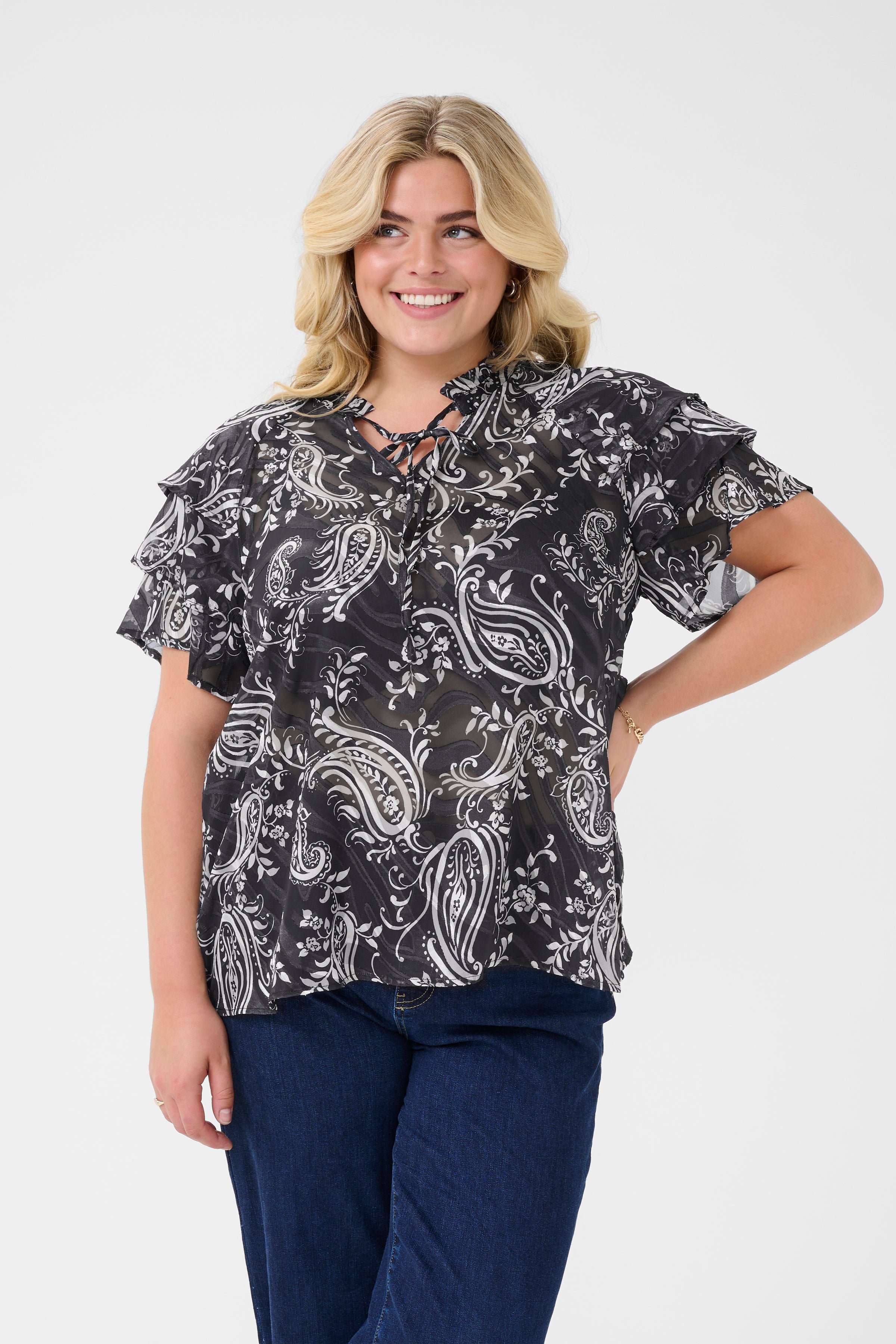 Kaffe Curve Lectra Blouse Black | Plus Size Tops | Wardrobeplus.ie