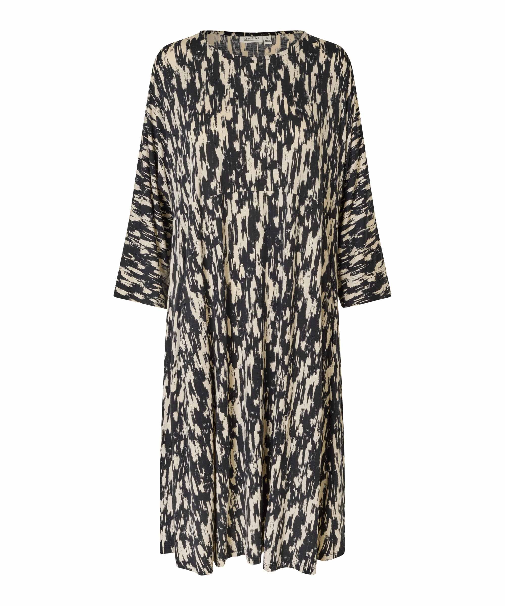 Masai Norwin Dress Black/Cream | Plus Size Clothing | Wardrobeplus.ie
