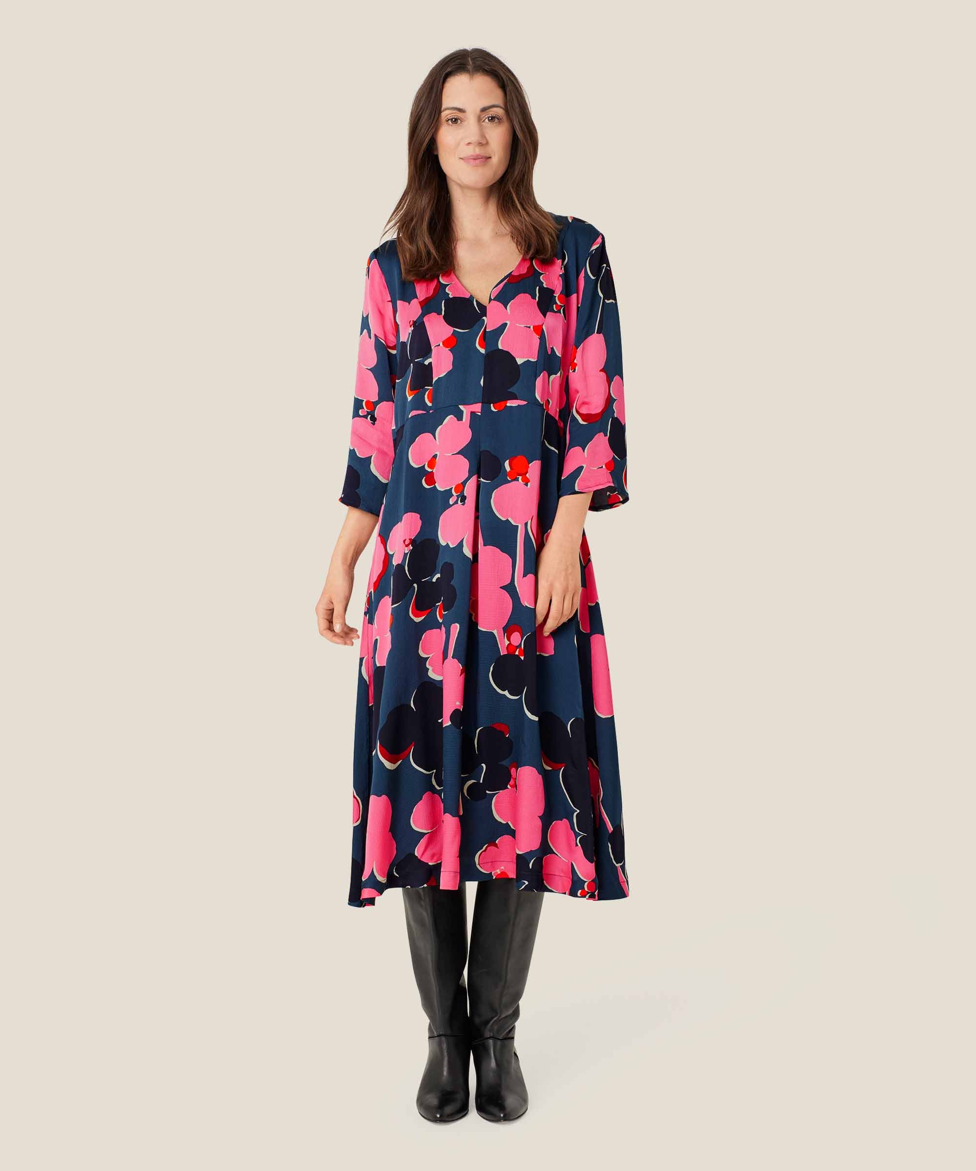Masai Nathaly Dress Navy/Pink | Plus Size Dresses | Wardrobeplus.ie
