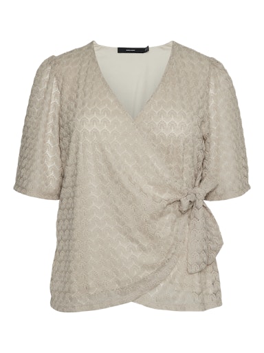 Vero Moda Curve Becca Top Cream | Plus Size Clothing | Wardrobeplus.ie