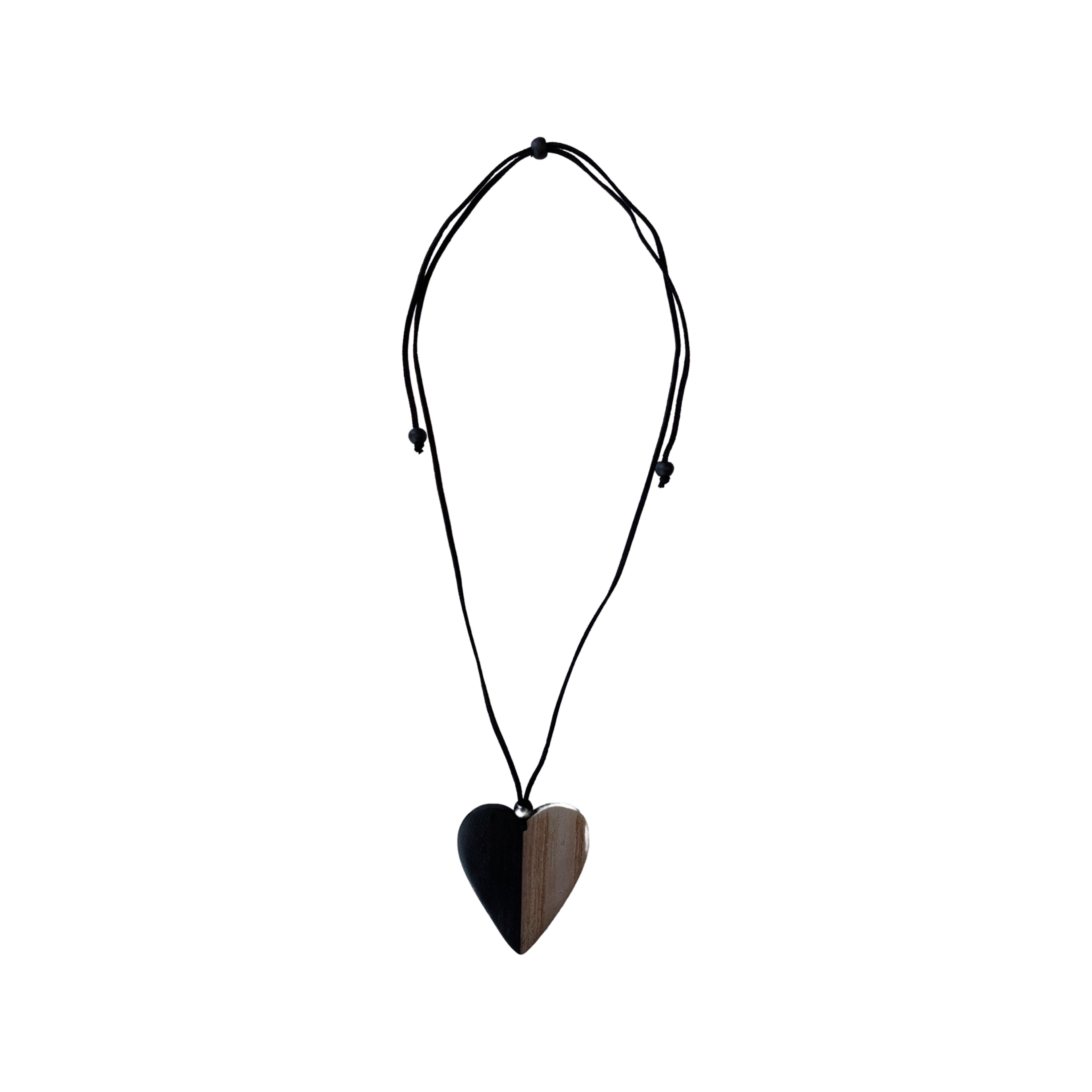 Lucy Necklace in Black & Silver
